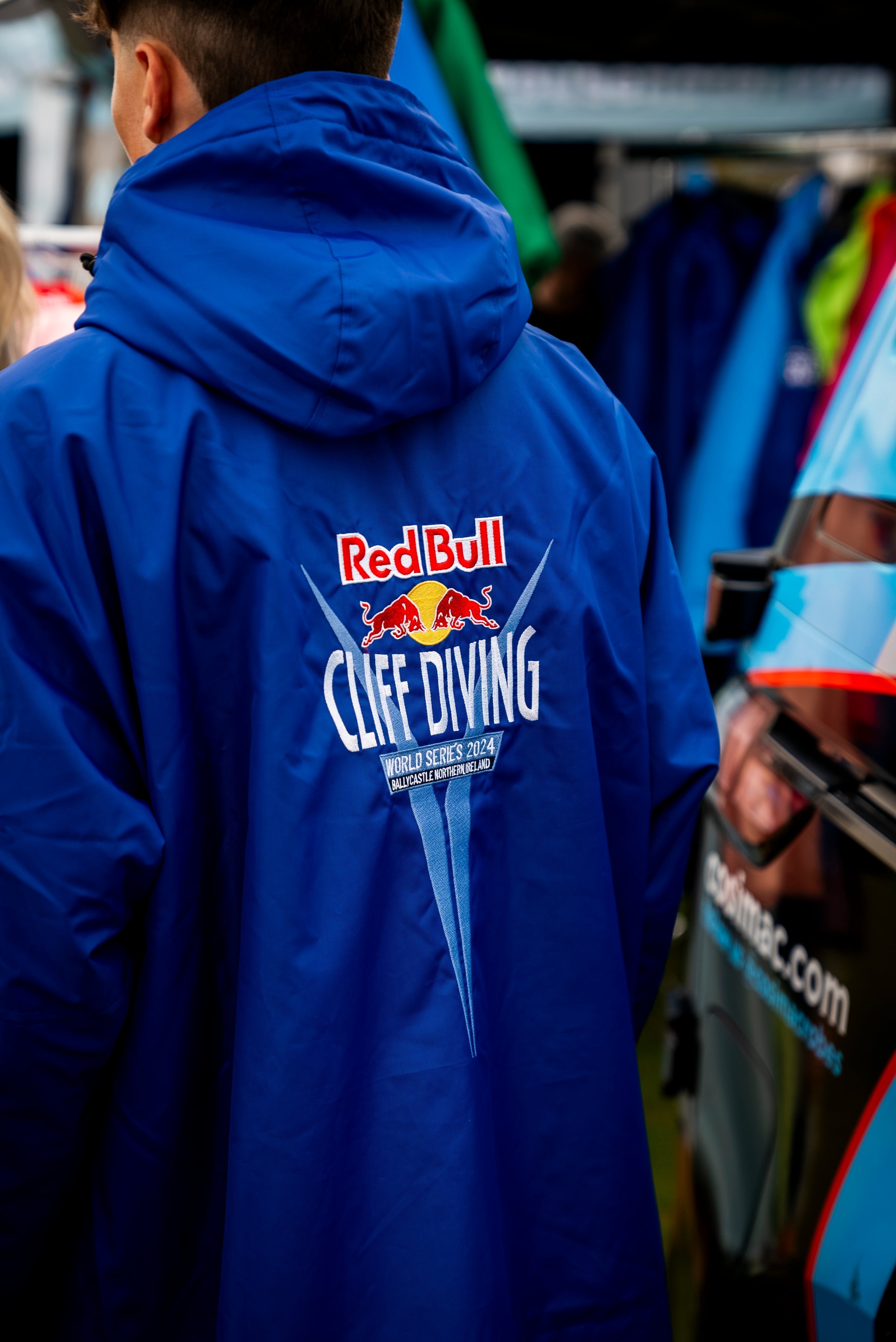 Keeping Divers Warm: Cosimac at Red Bull Cliff Diving